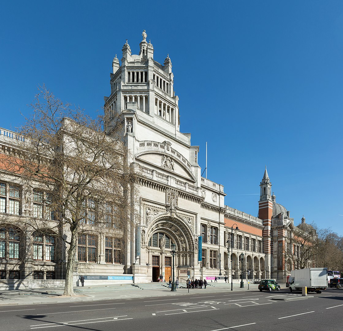 Exploring the History of the Victoria and Albert Museum Building ...